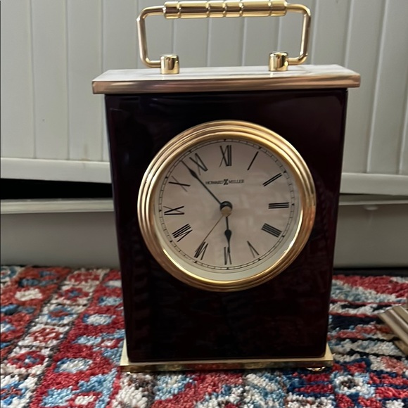 Howard Miller | Wall Decor | Dark Brown And Gold Wall Clock With Roman ...